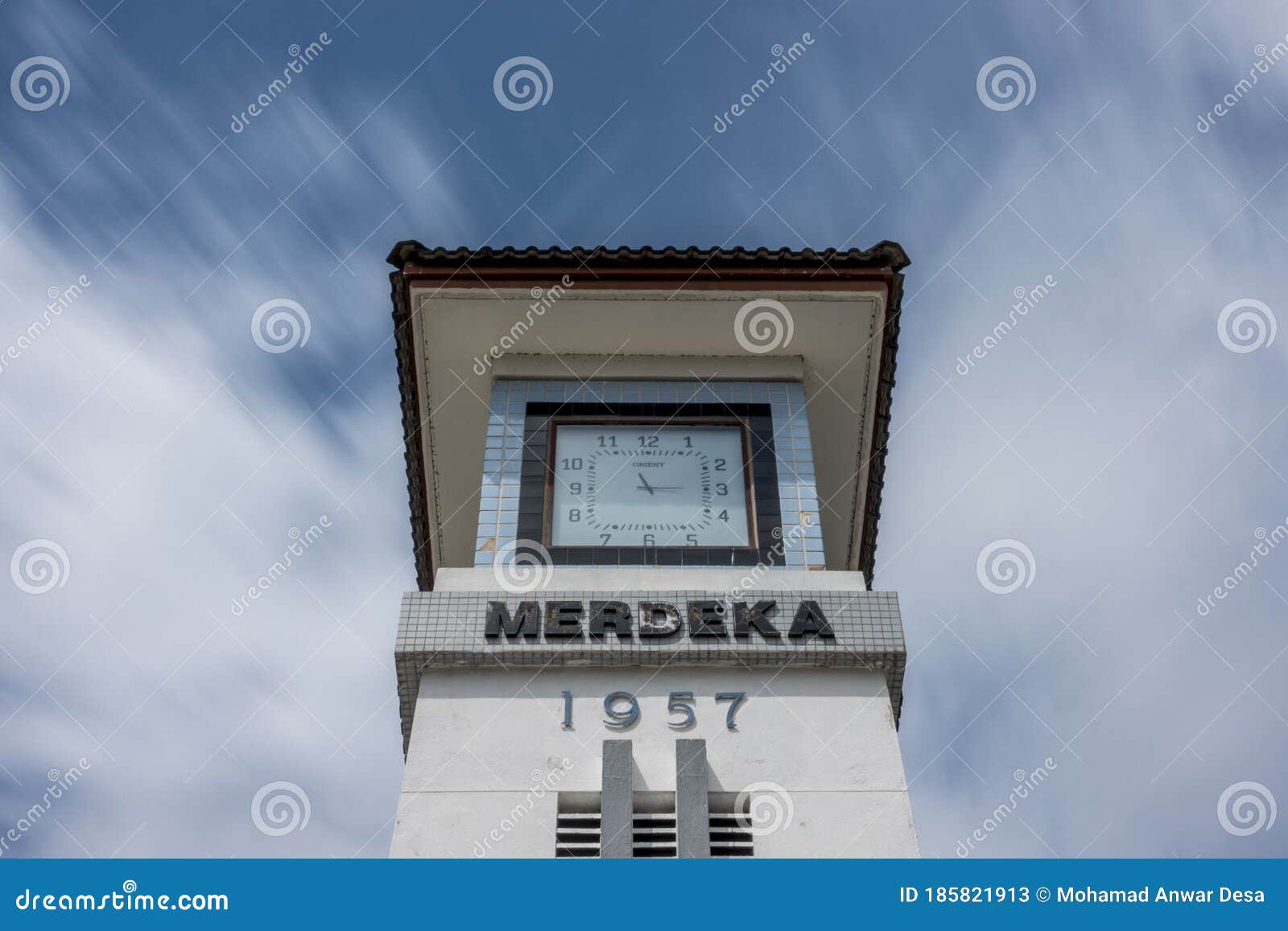 Merdeka 1957 Kulim Clock Tower Editorial Stock Photo - Image of cloudy ...