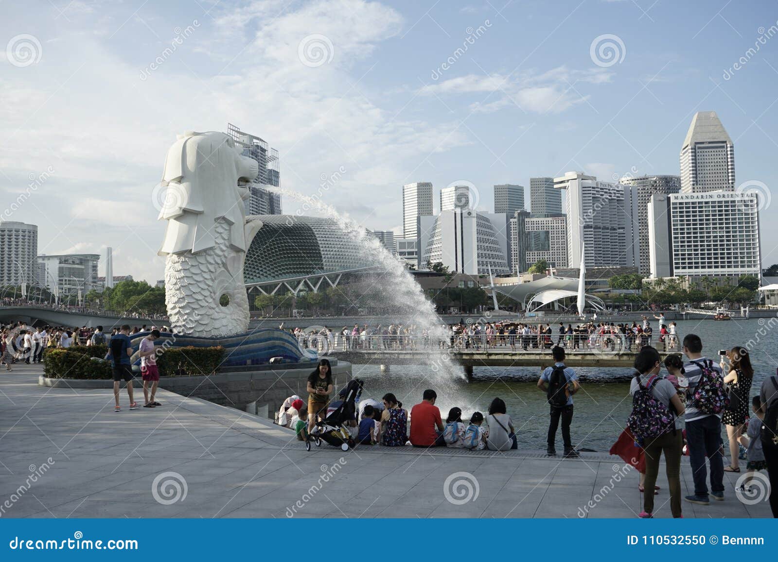 A View of Merlion at Merlion Park Editorial Image - Image of view ...