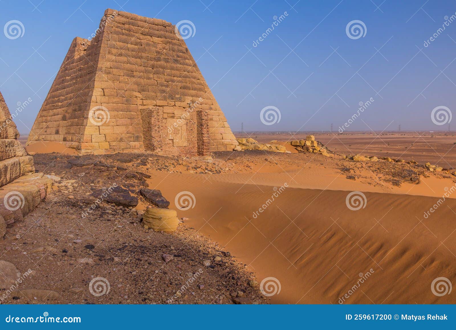 View of Meroe Pyramids in Sud Stock Photo - Image of sudan, heritage ...
