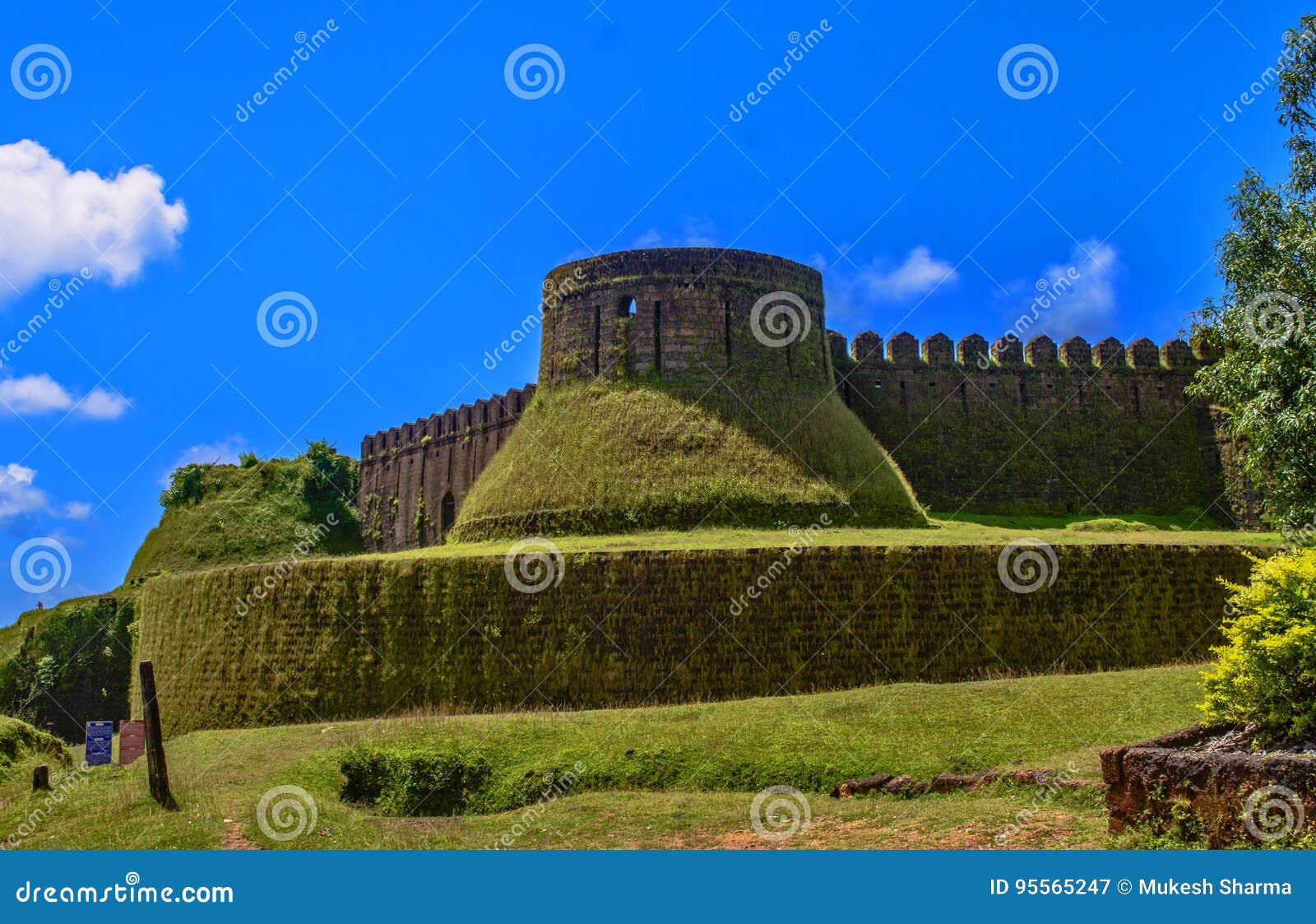 Mirjan Fort stock image. Image of building, lateritestone - 95565247