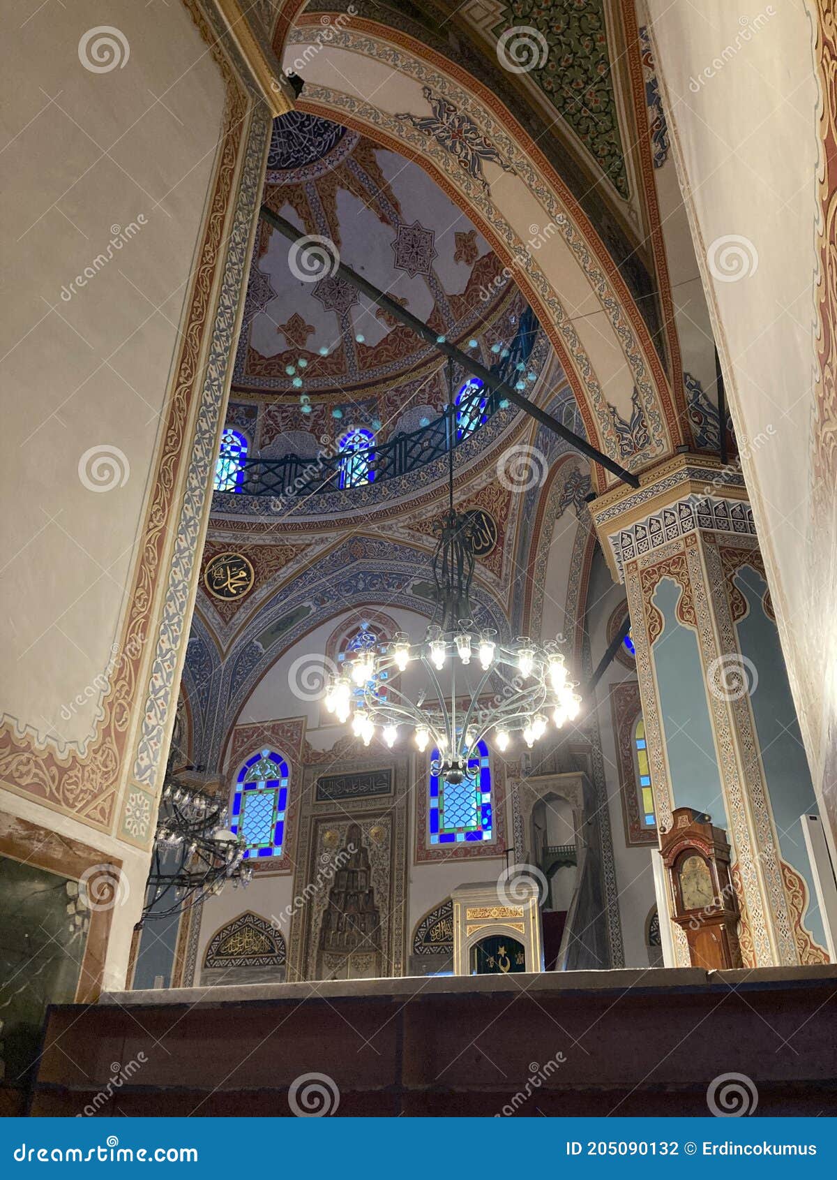 View of Mosque from Inside Amazing Designs and Architecture Editorial ...