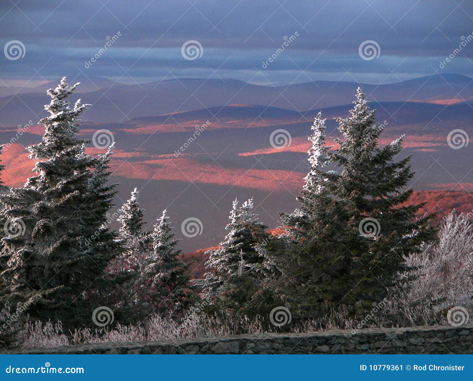 View from Mount Greylock stock image. Image of greylock - 10779361