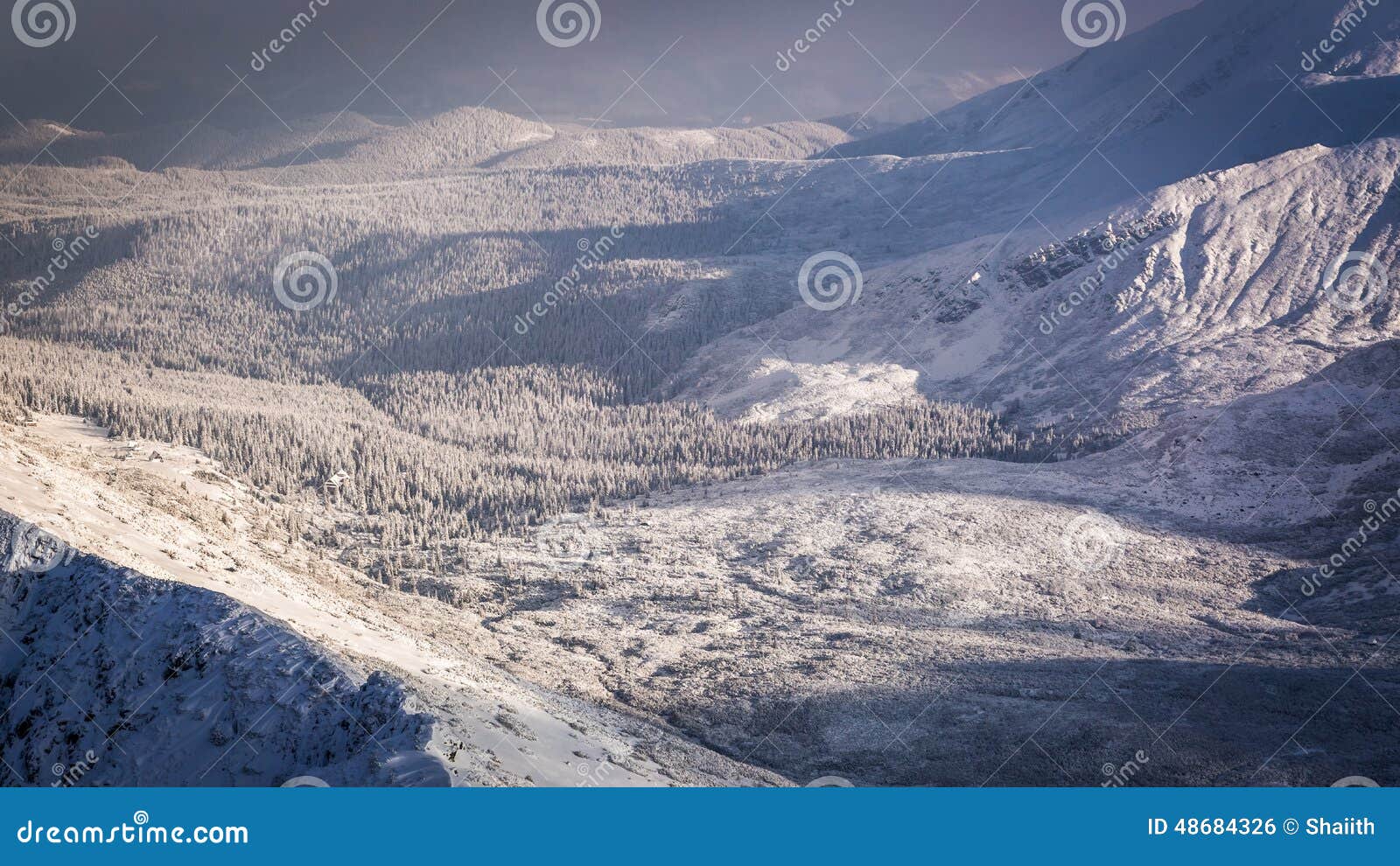 View of the Mountain Valley in Winter Stock Photo - Image of freeze ...