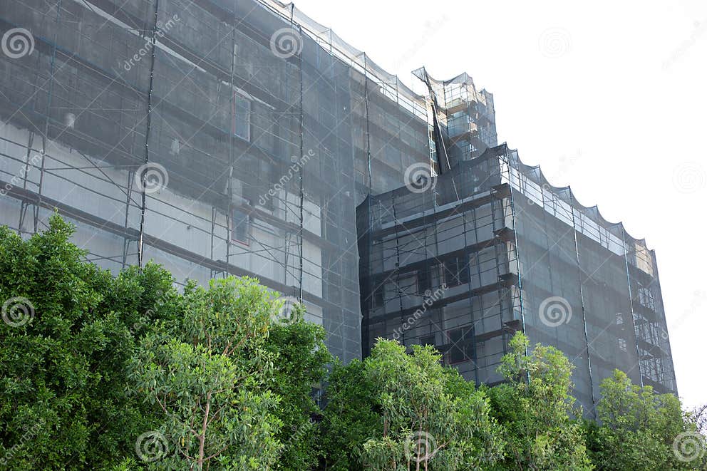 Netted Scaffold Structure Around Building Stock Image - Image of urban ...