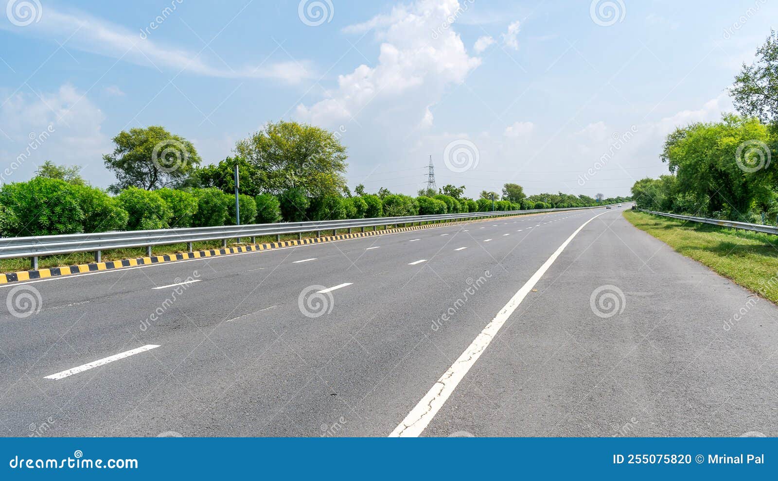 Agra Lucknow Expressway stock photo. Image of pradesh - 255075820