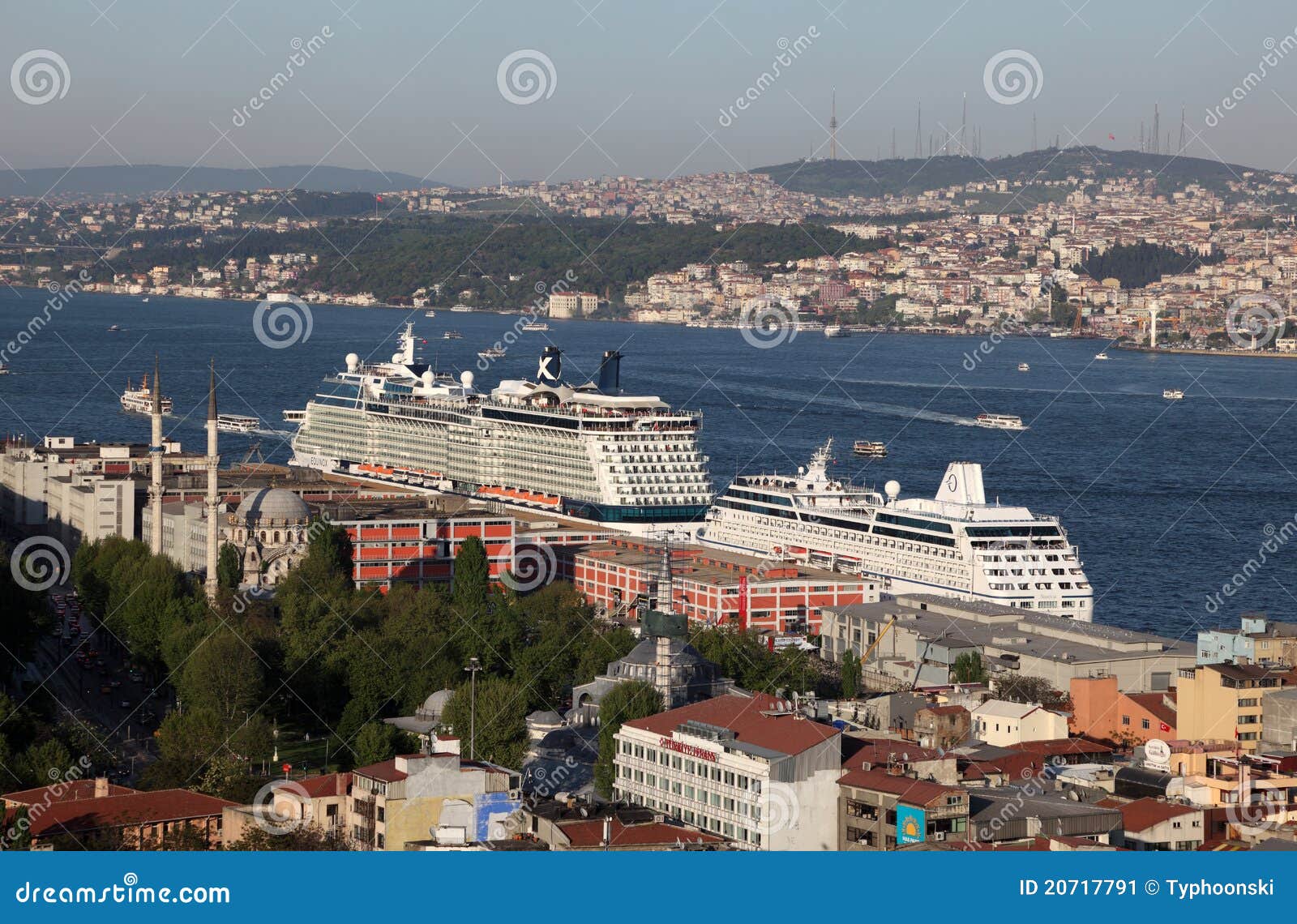 View over Istanbul, Turkey editorial photo. Image of golden - 20717791