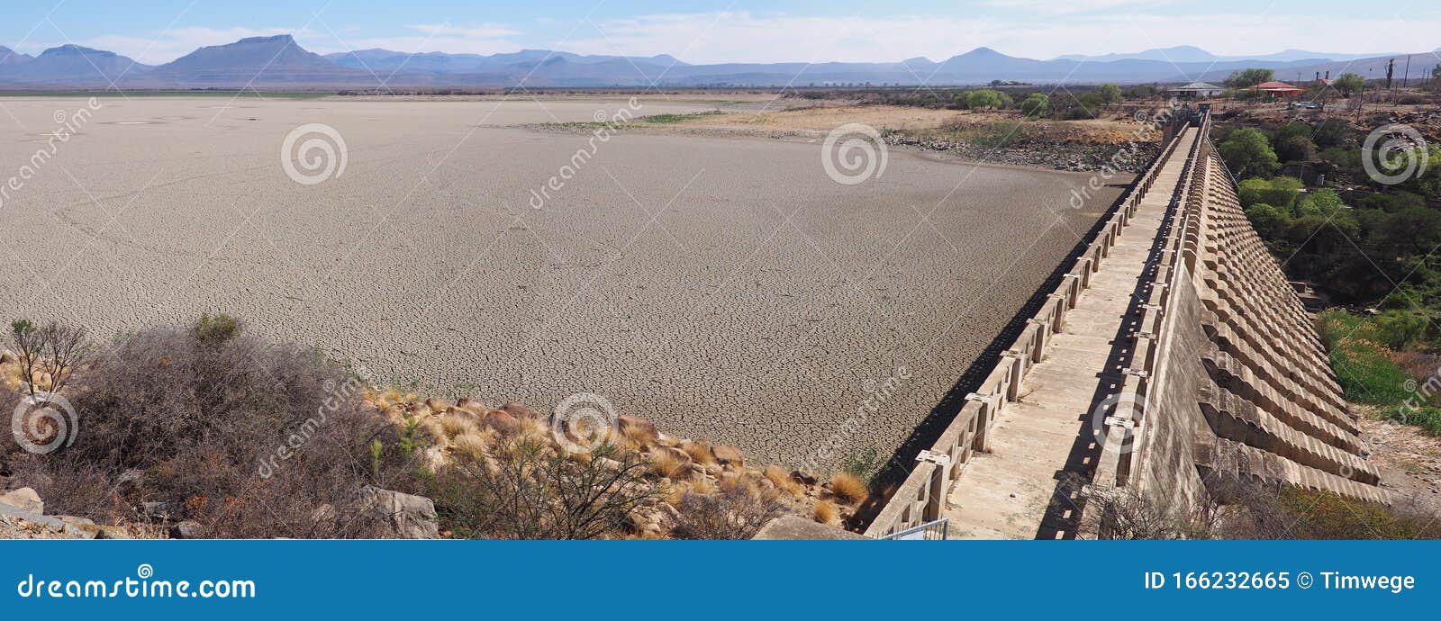 View Over Parched and Empty Dam, with Cracked Mud Stock Image - Image ...