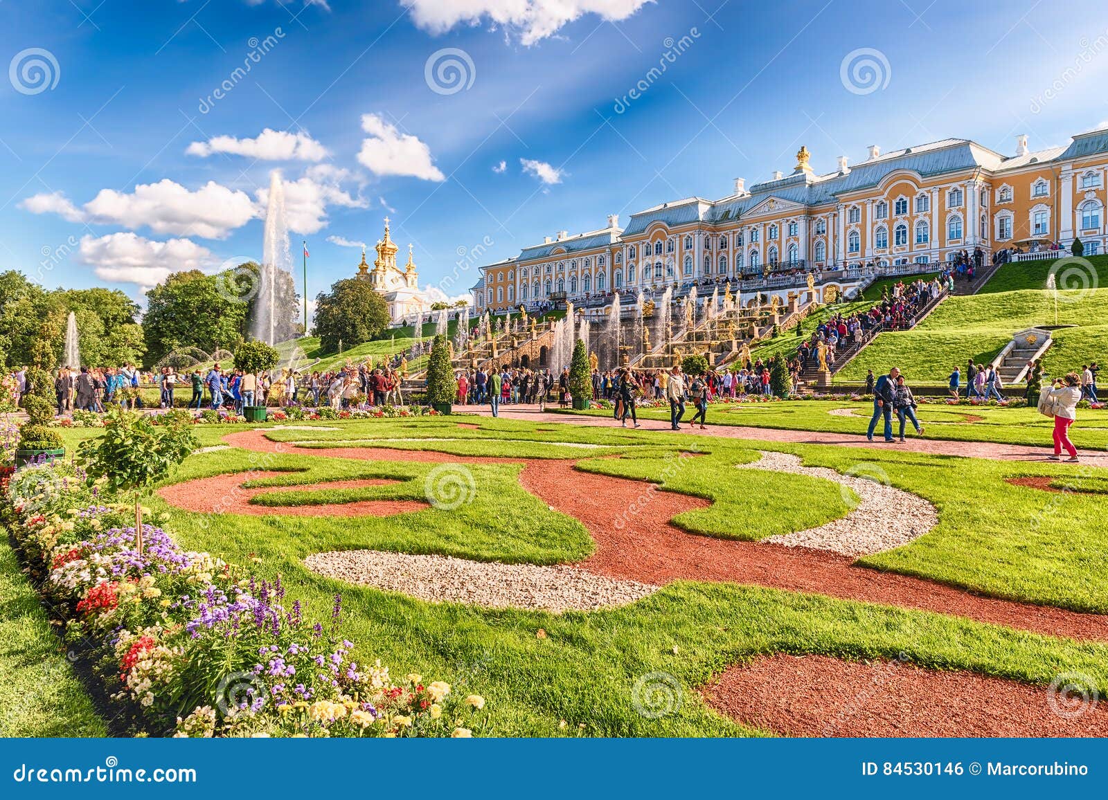 View of the Peterhof Palace and Gardens, Russia Editorial Photo - Image ...