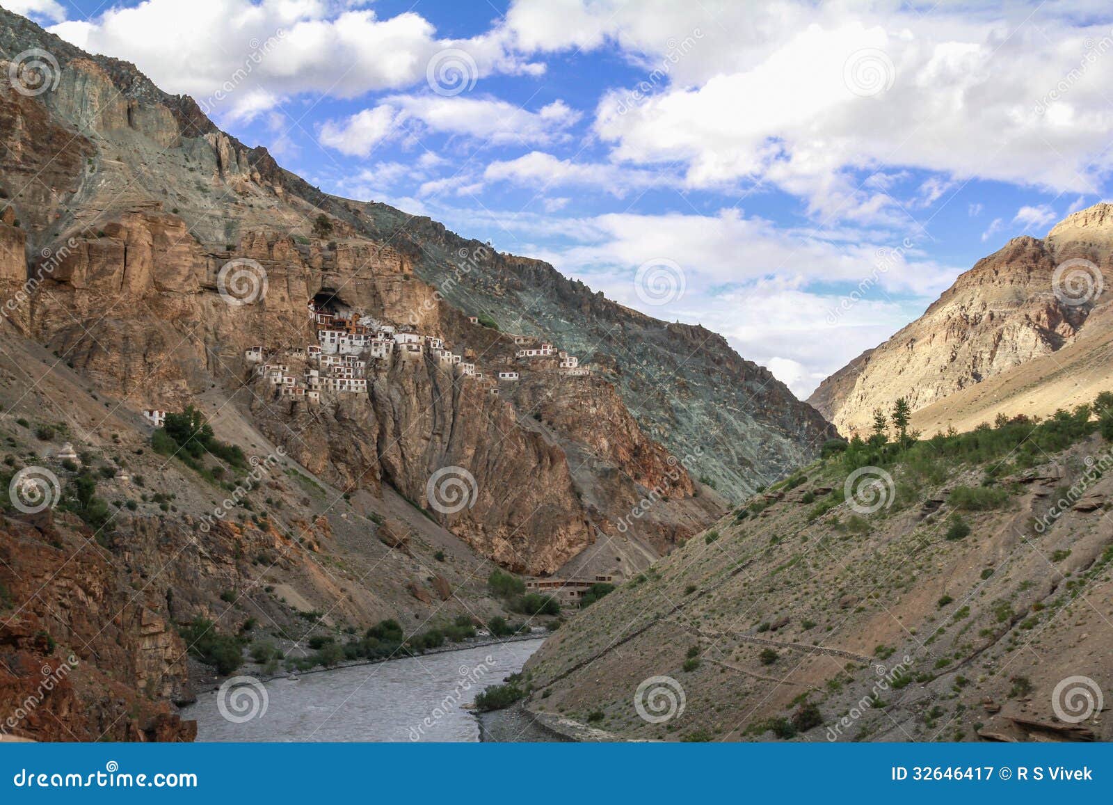 View of Phuktal monastery stock image. Image of landscape - 32646417