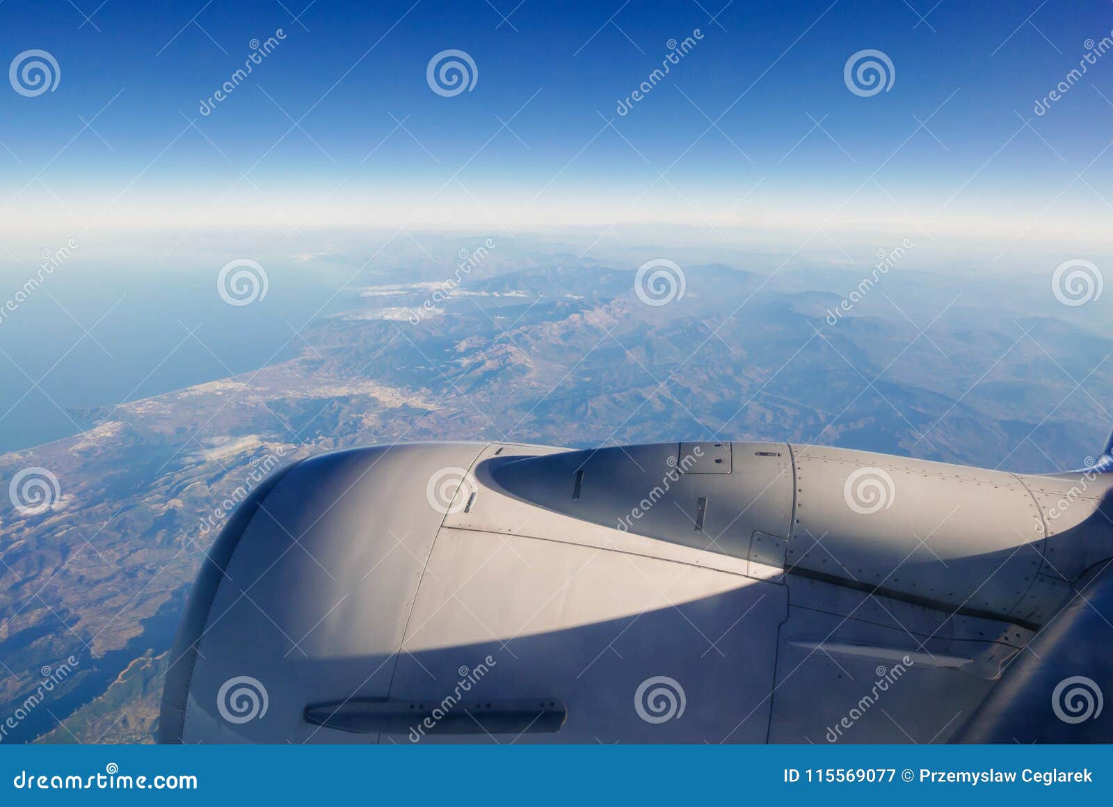 View from Plane Window on Engine Stock Image - Image of flight, plane ...