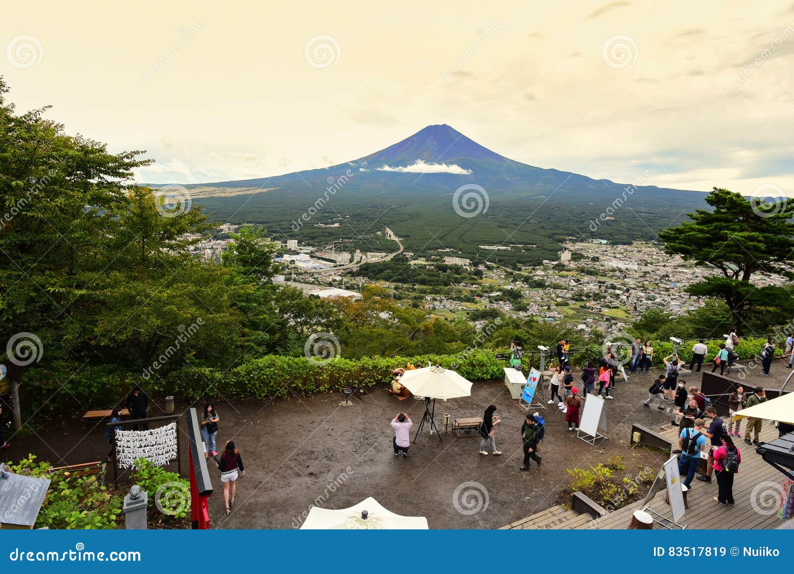 View Point at Kachi Kachi Ropeway with Fujisan Editorial Stock Image ...