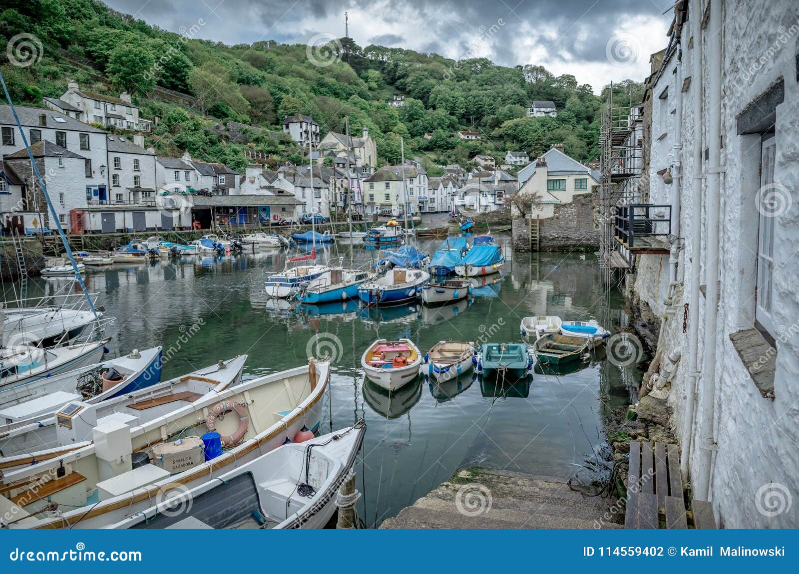 View of Polperro Harbour in Cornwall Editorial Photography - Image of ...