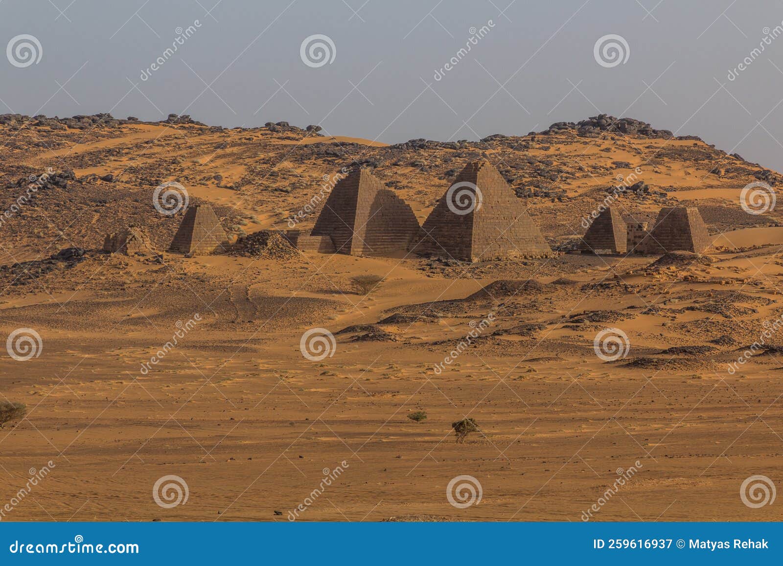 View of the Pyramids of Meroe, Sud Stock Image - Image of stone, meroe ...