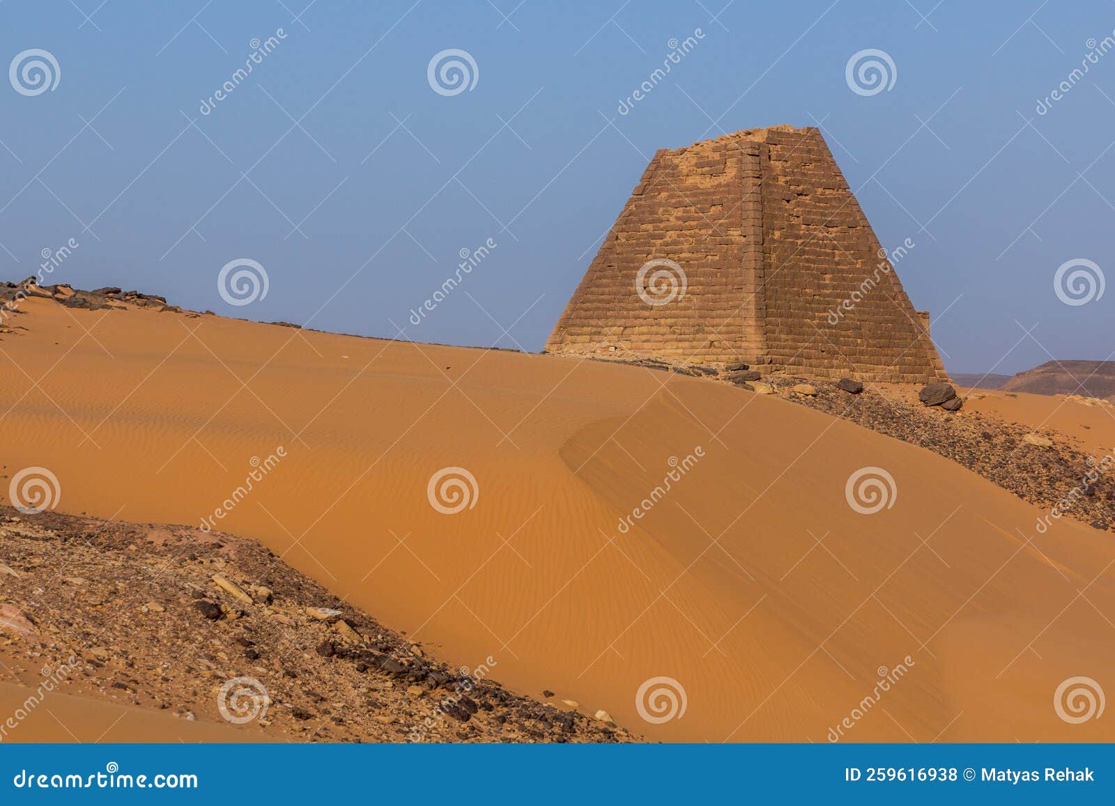 View of the Pyramids of Meroe, Sud Stock Photo - Image of africa ...