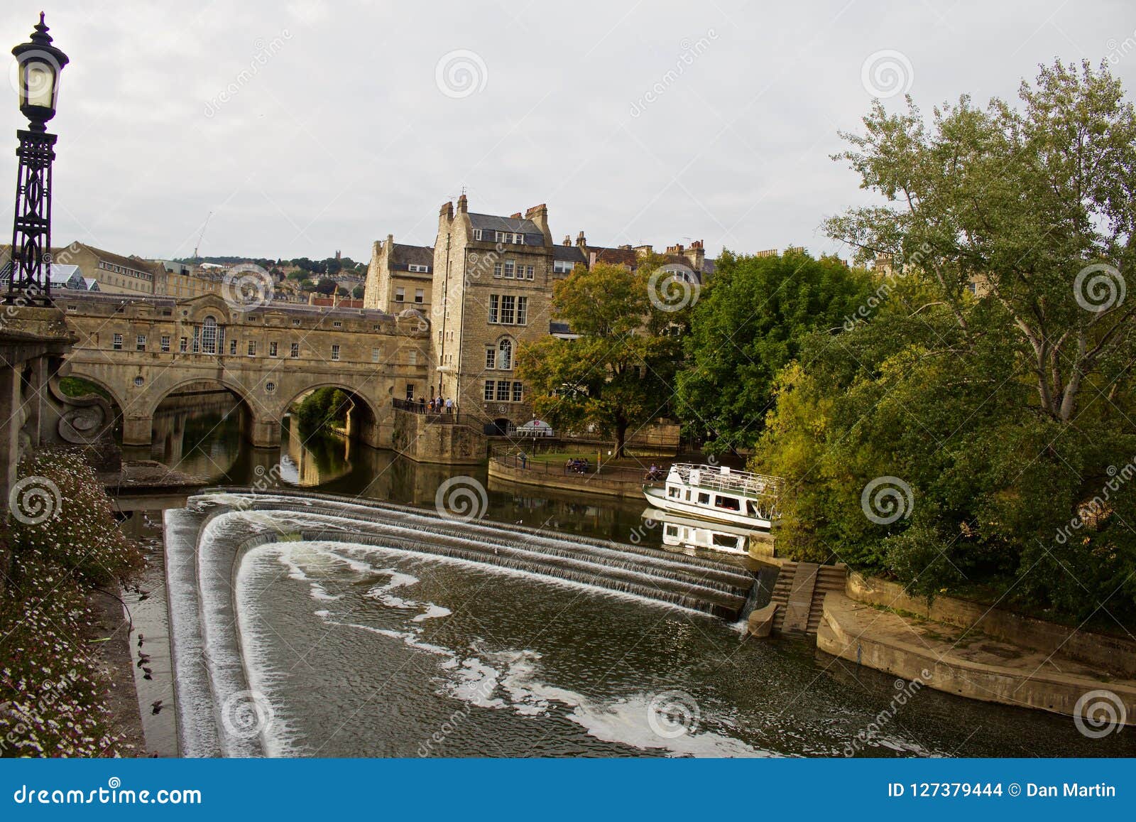 View of the River Avon Running through Bath Stock Photo - Image of ...