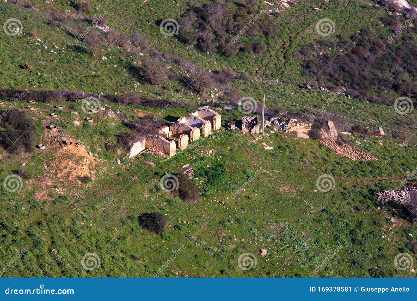 Rural House in the Sicilian Countryside Stock Image - Image of rock ...