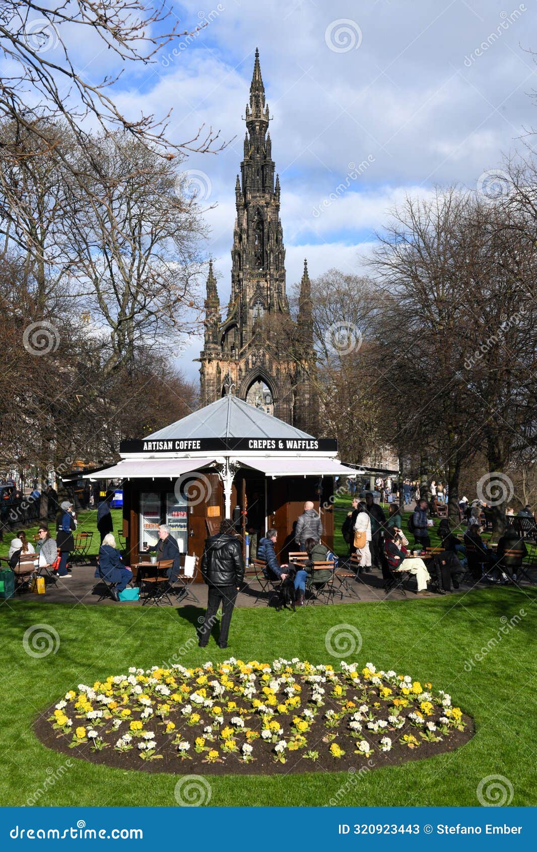View at the Scott Monument at Edinburgh in Scotland Editorial Stock ...