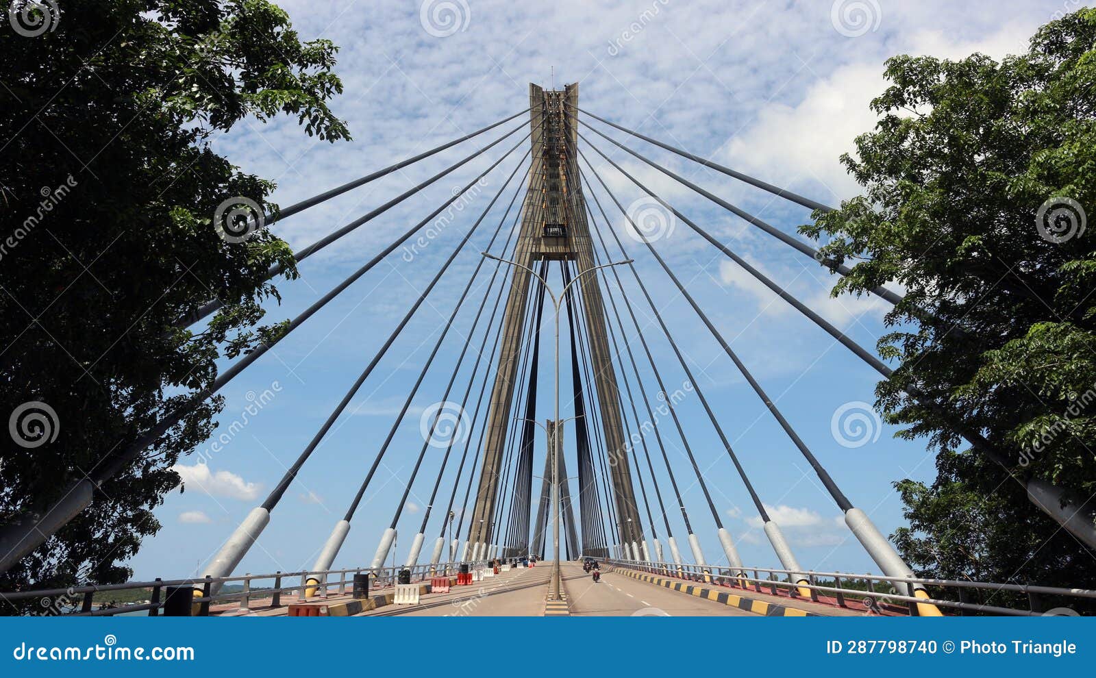 View of the Sea Crossing Bridge with Clear Clouds Stock Photo - Image ...