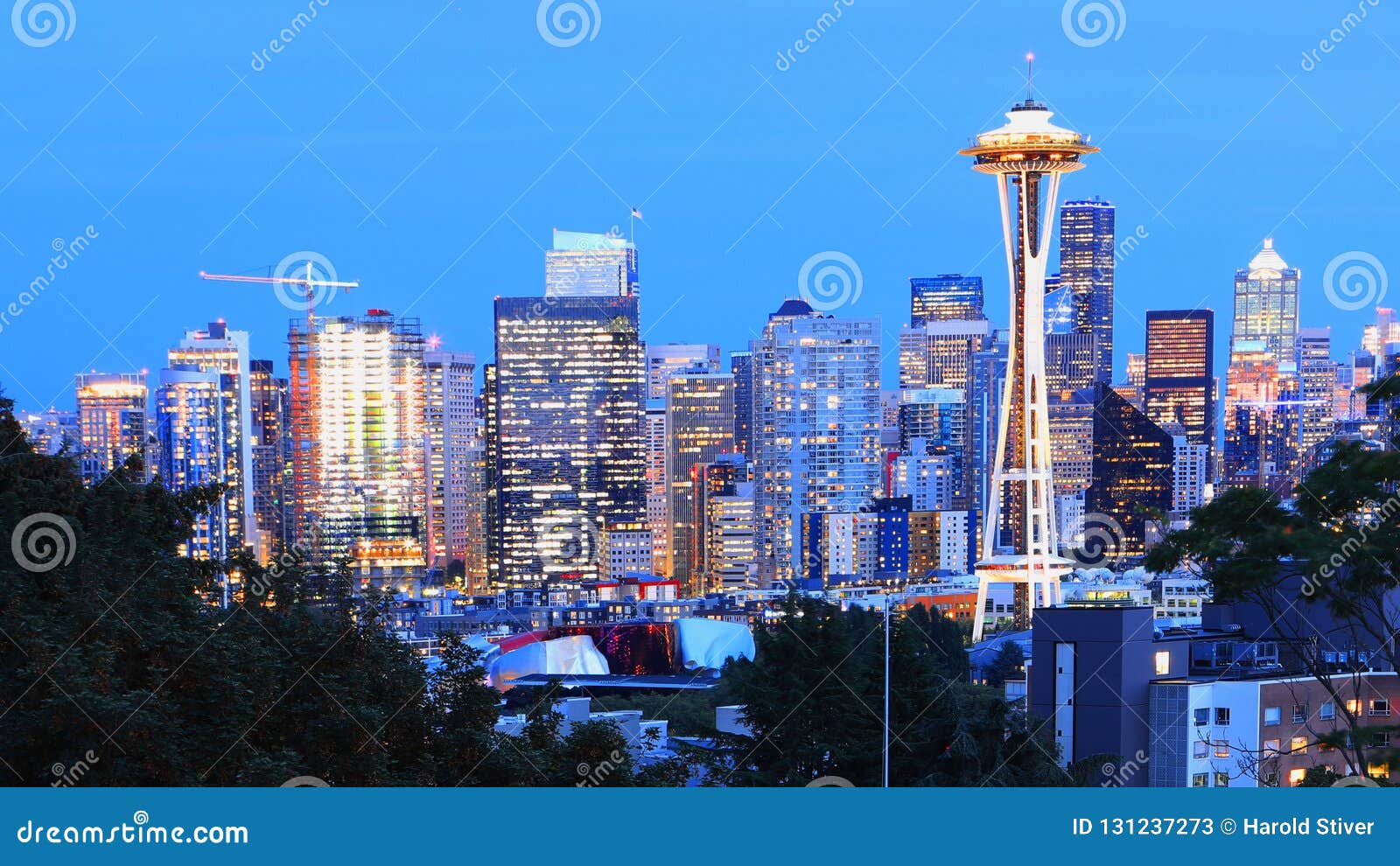View of Seattle, Washington Skyline at Twilight Editorial Stock Photo ...