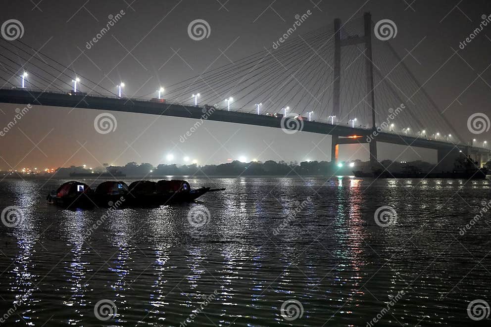 View of Second Hooghly Bridge or Vidyasagar Setu at Night Stock Photo ...