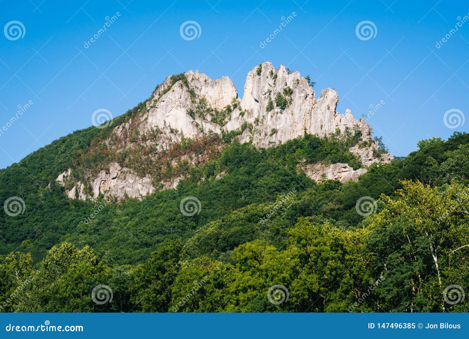 View of Seneca Rocks, in Monongahela National Forest, West Virginia ...