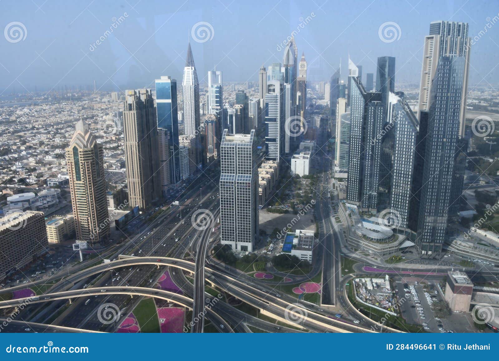 View of Sheikh Zayed Road from Address Sky Views Observatory in Dubai ...