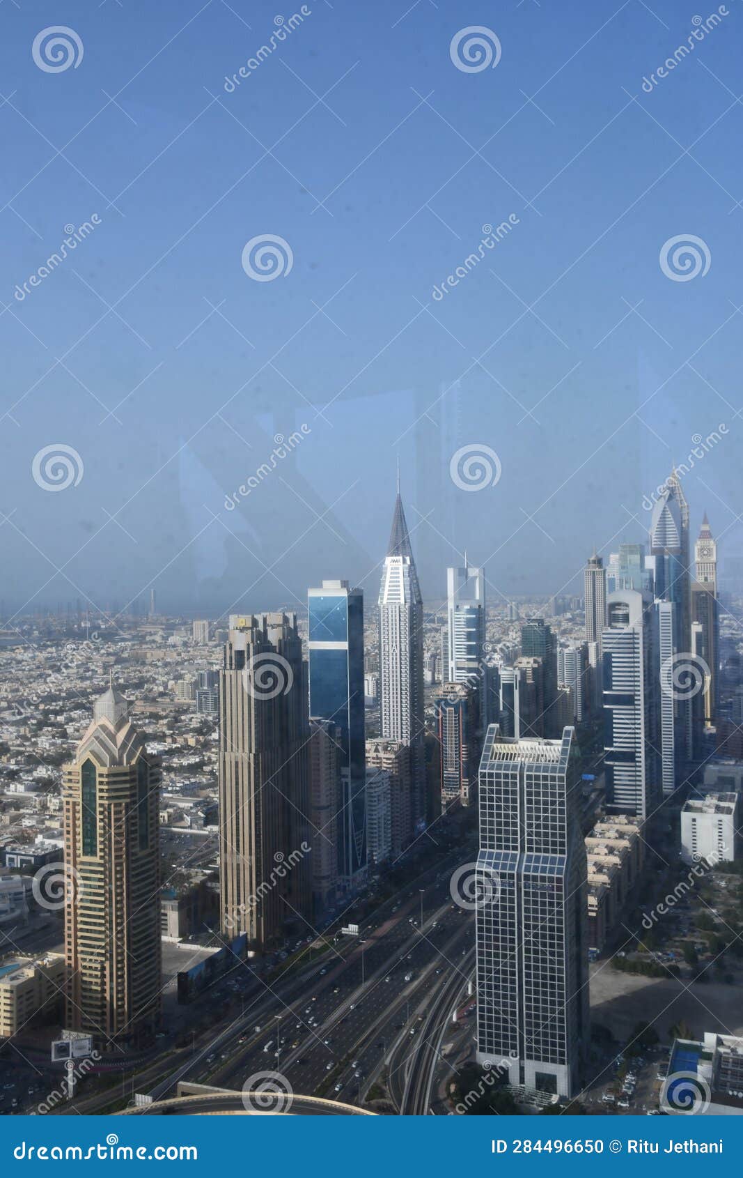 View of Sheikh Zayed Road from Address Sky Views Observatory in Dubai ...