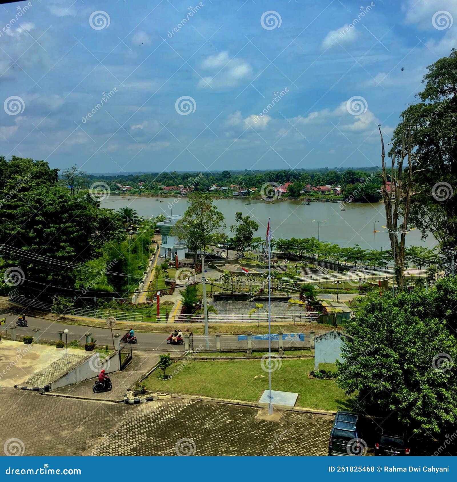 Sipin Lake Looks Very Beautiful Stock Photo - Image of beautiful, view ...