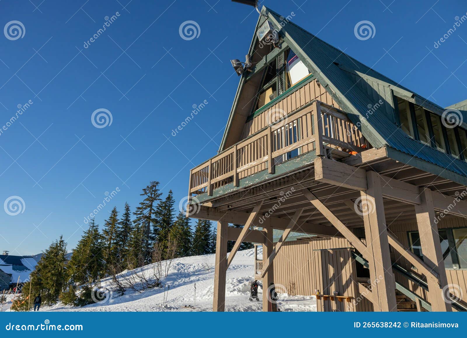 View of Snow School Building and Learning Zone Path on Grouse Mountain ...