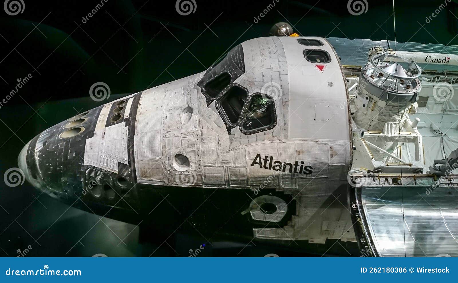 A View of the Space Shuttle Atlantis in the Kennedy Space Center ...
