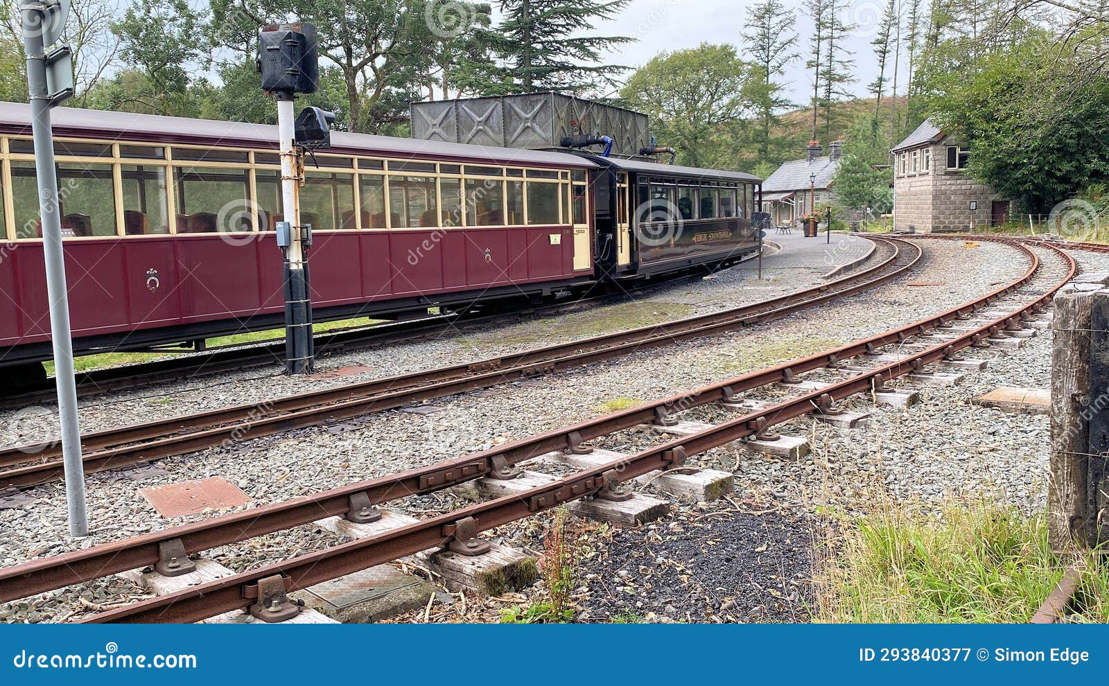 A View of a Steam Train at Tan-y-Bwlch Station Editorial Photography ...