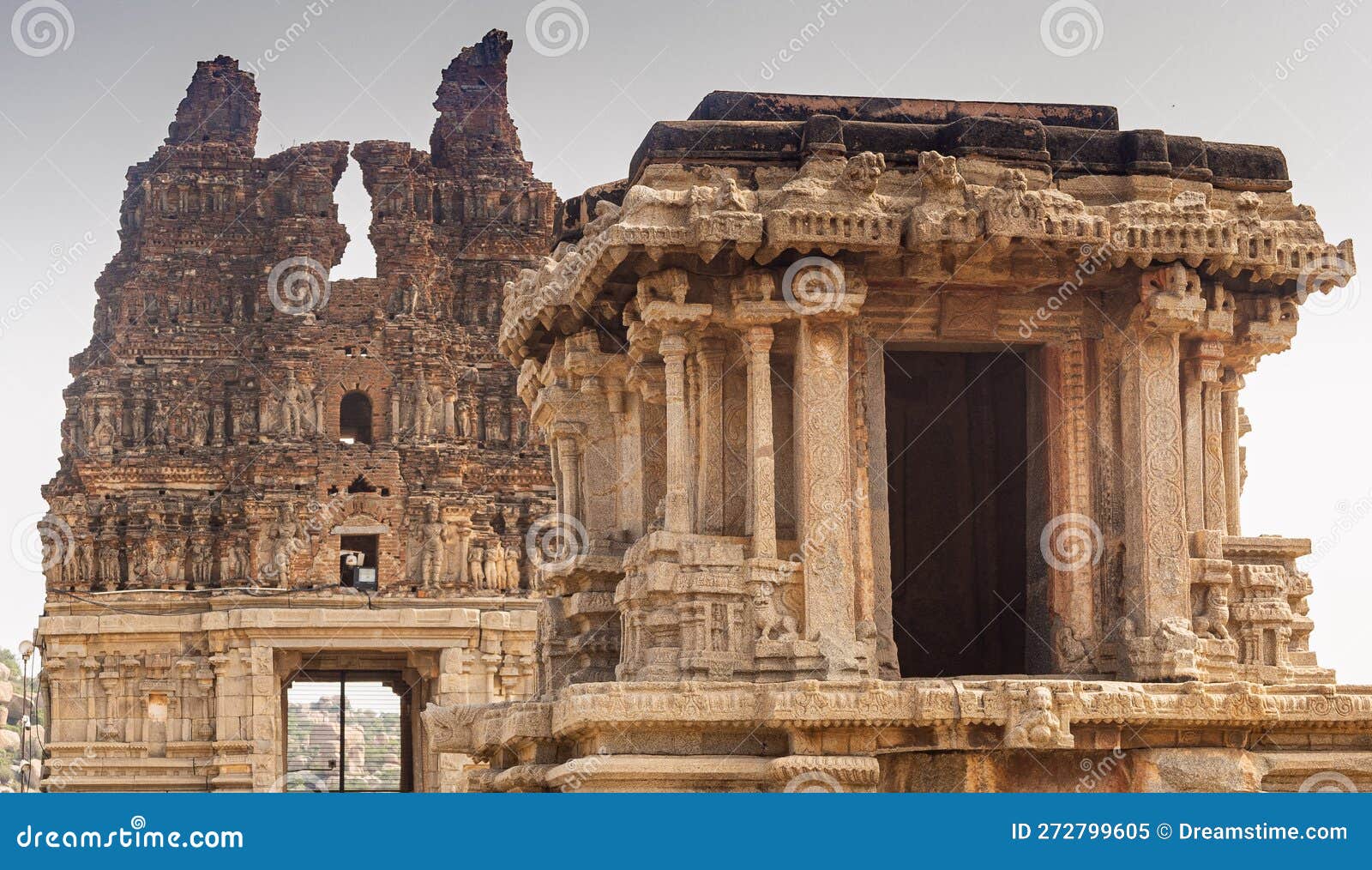 View of the Stone Chariot in Hampi Stock Image - Image of gate, ancient ...