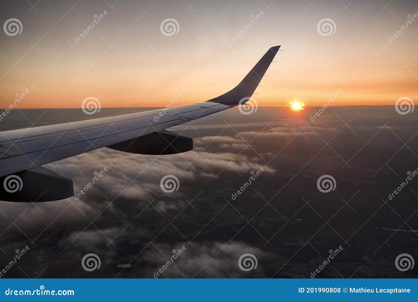 View of the Sunrise from a Plane Stock Photo - Image of sunrise, bright ...