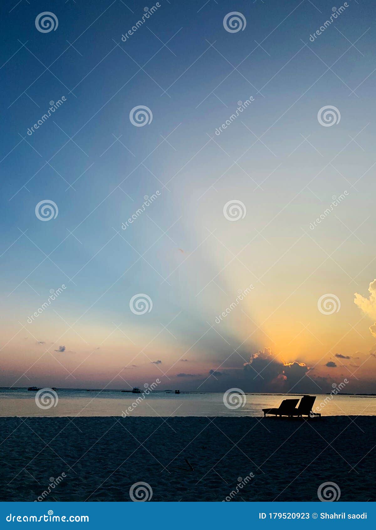 Sunset stock image. Image of view, light, beam, cloud - 179520923