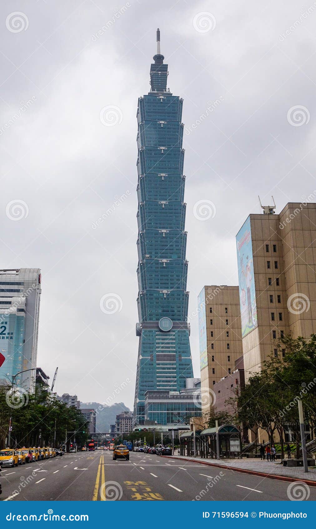 View of the Taipei 101 Building in Taipei, Taiwan Editorial Stock Image ...