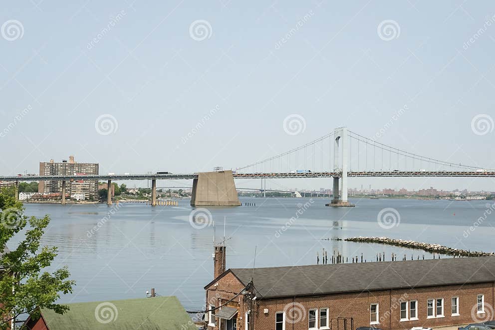 Throgs neck bridge stock image. Image of channel, city - 281029577