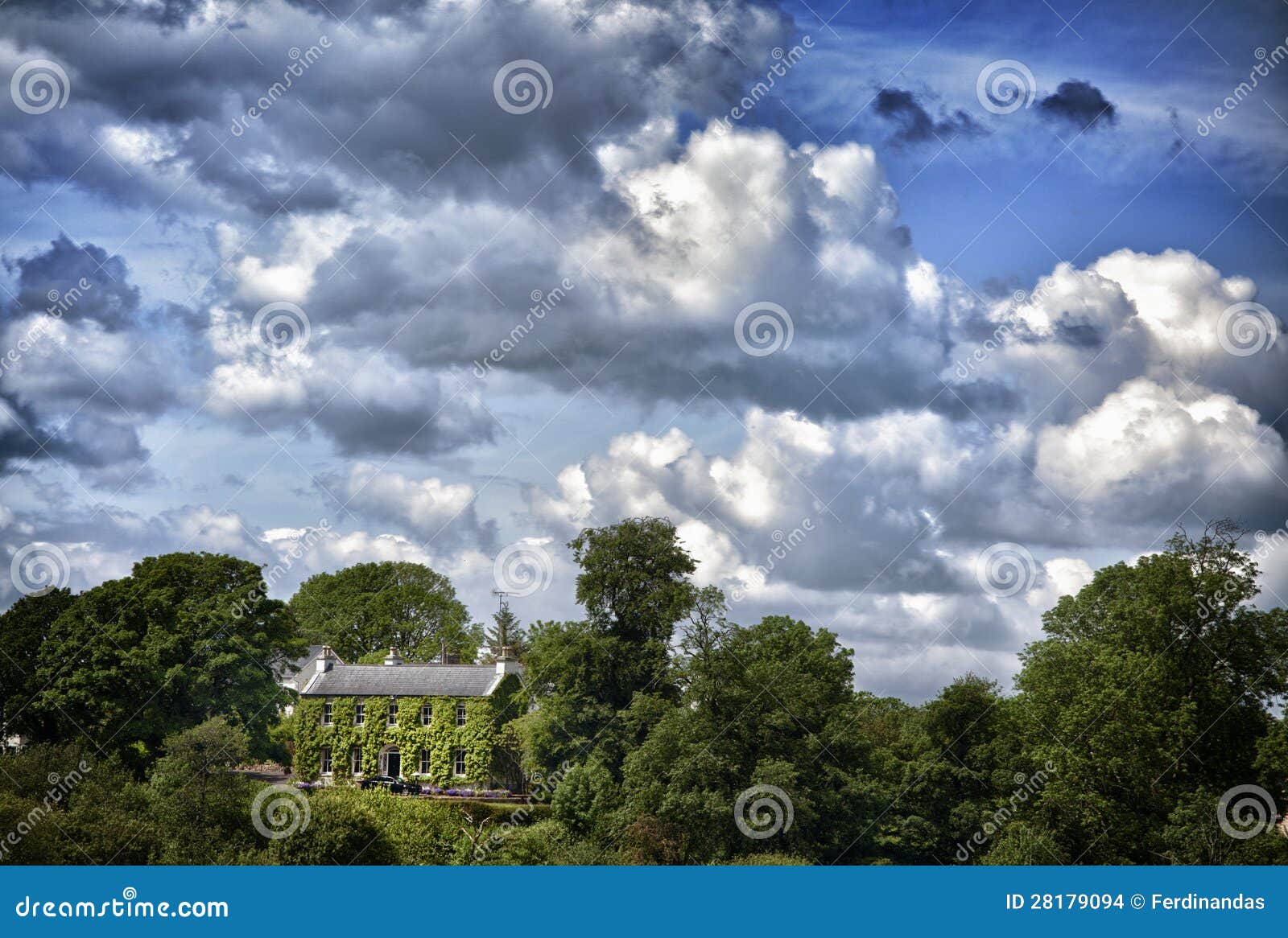 View To Irish House on River Shannon Stock Photo - Image of grass ...