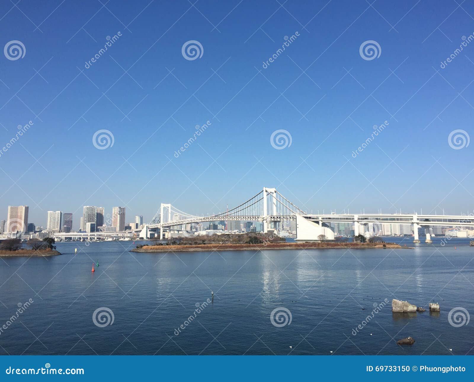 View of the Tokyo Bay in Tokyo, Japan Editorial Image - Image of meat ...