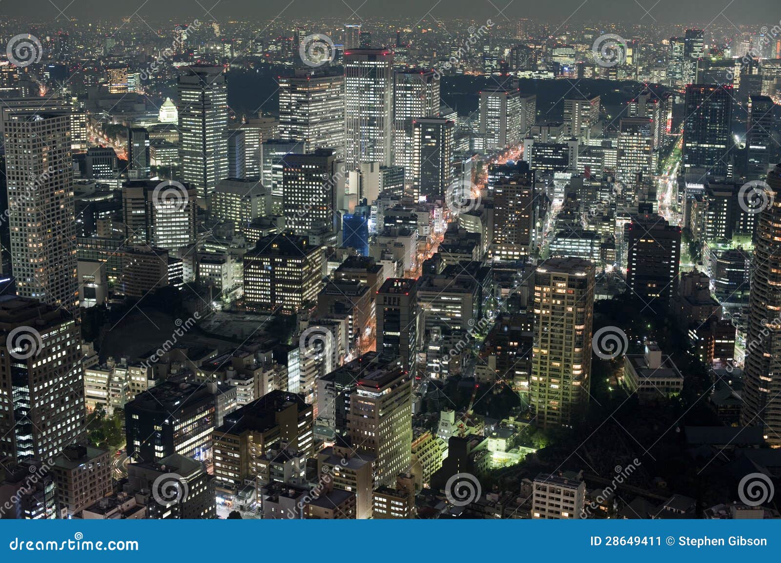 View of Tokyo Buildings at Night Stock Image - Image of city, modern ...