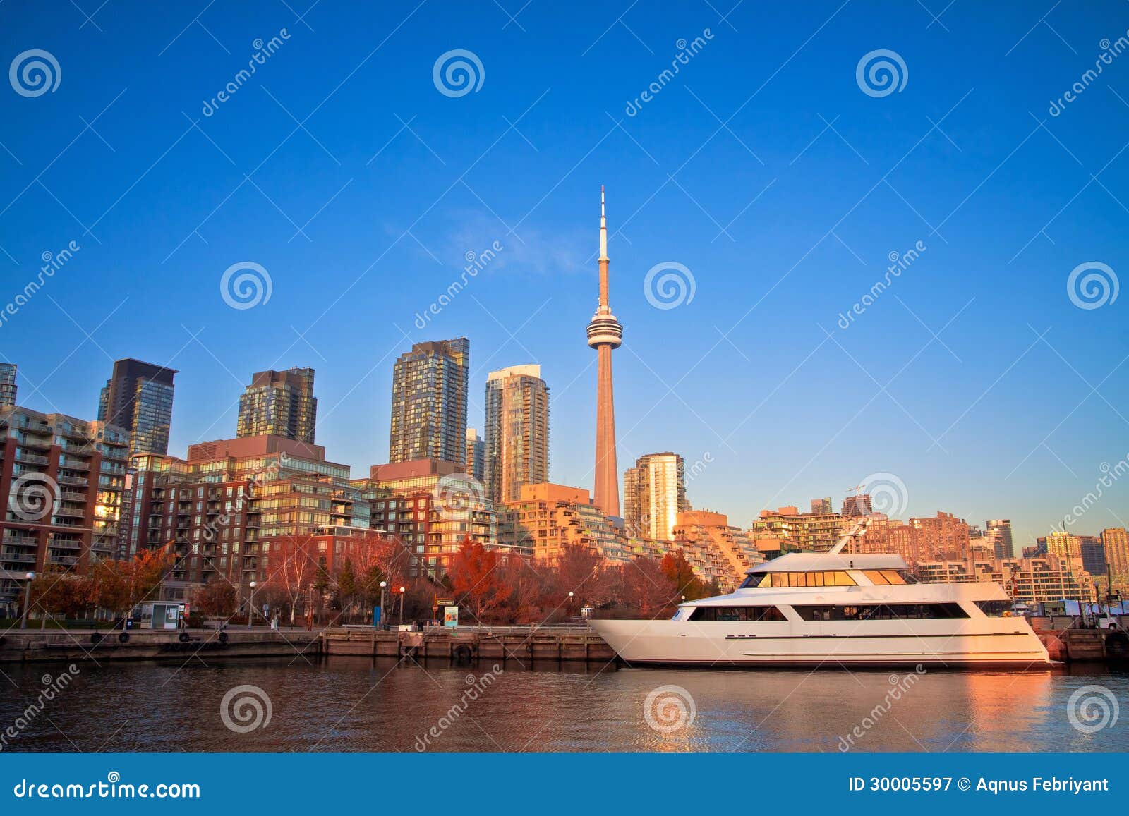Toronto Harbour front stock image. Image of colour, tourism - 30005597