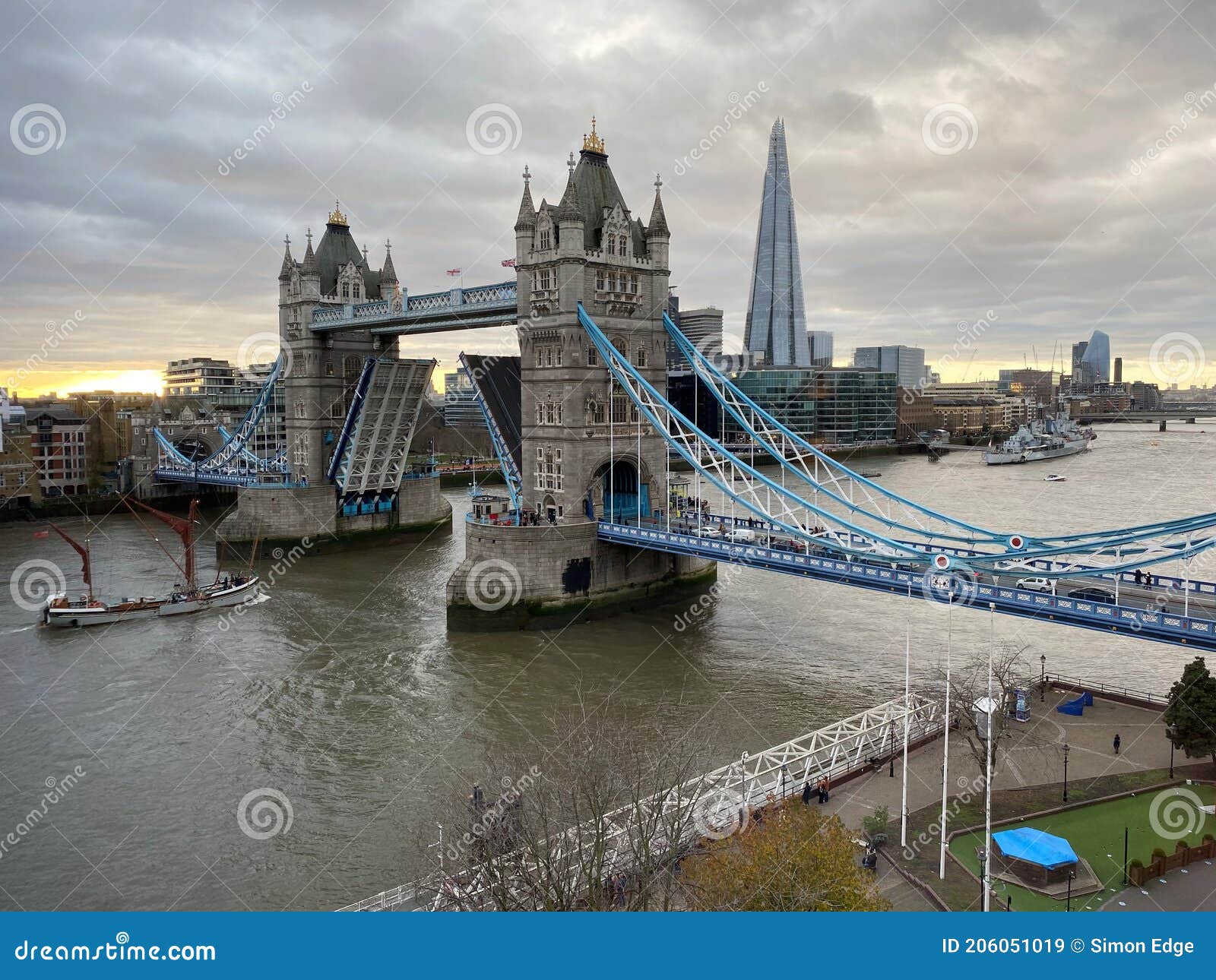 A View of Tower Bridge in London Editorial Stock Image - Image of ...