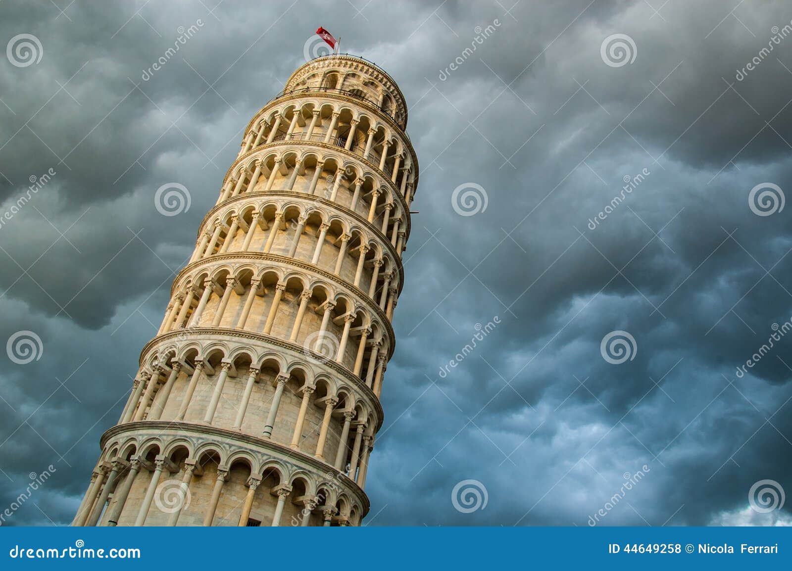 View of the Tower of Pisa from Below and Dramatic Cloud Sky Stock Photo ...
