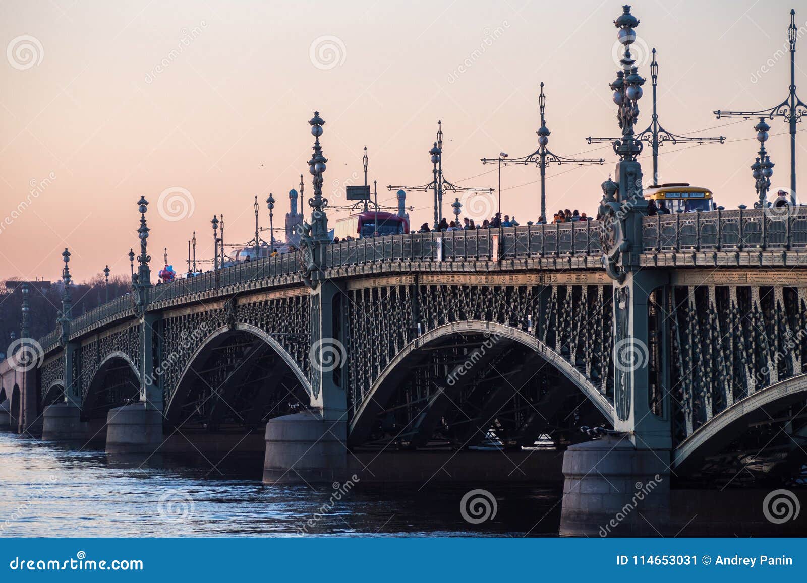 Trinity Bridge Over the Neva River in St. Petersburg Editorial Photo ...