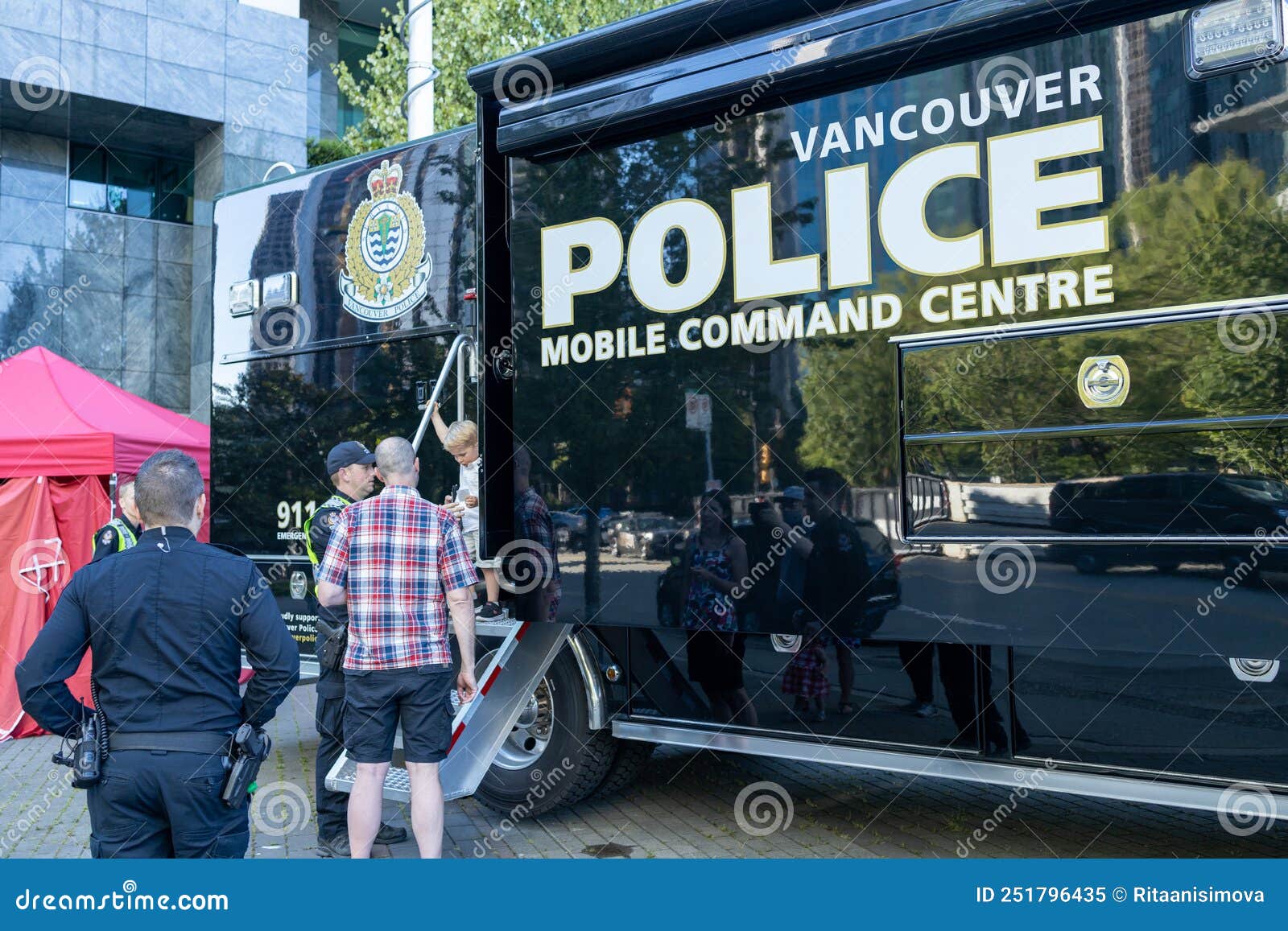 View of Vancouver Police Mobile Command Centre on Canada Day Editorial ...