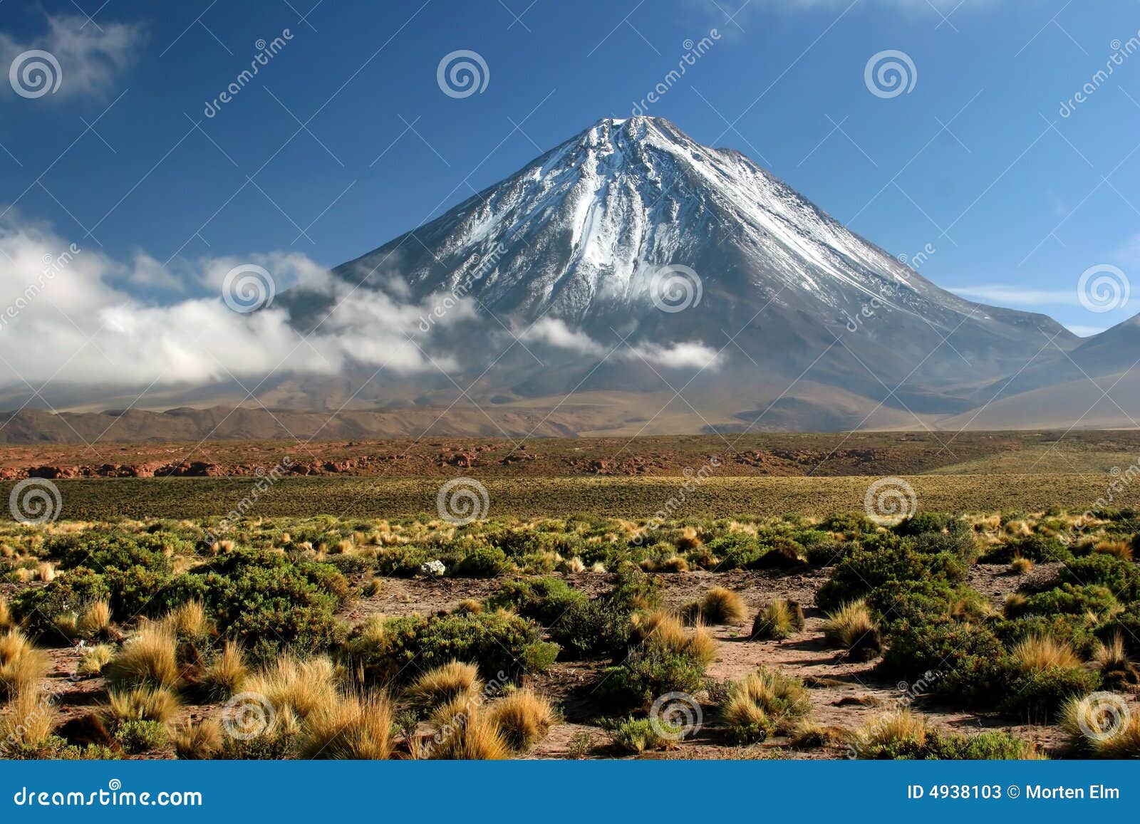 View of Volcano Licancabur stock image. Image of highland - 4938103