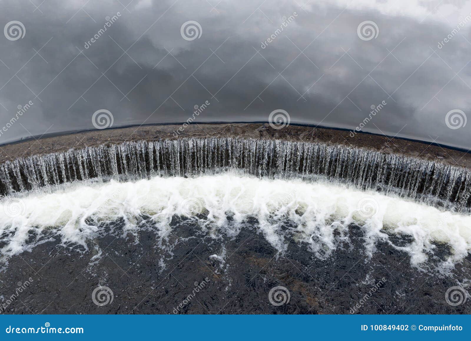 View on Waterfall from Above Stock Photo - Image of brownbow, drops ...