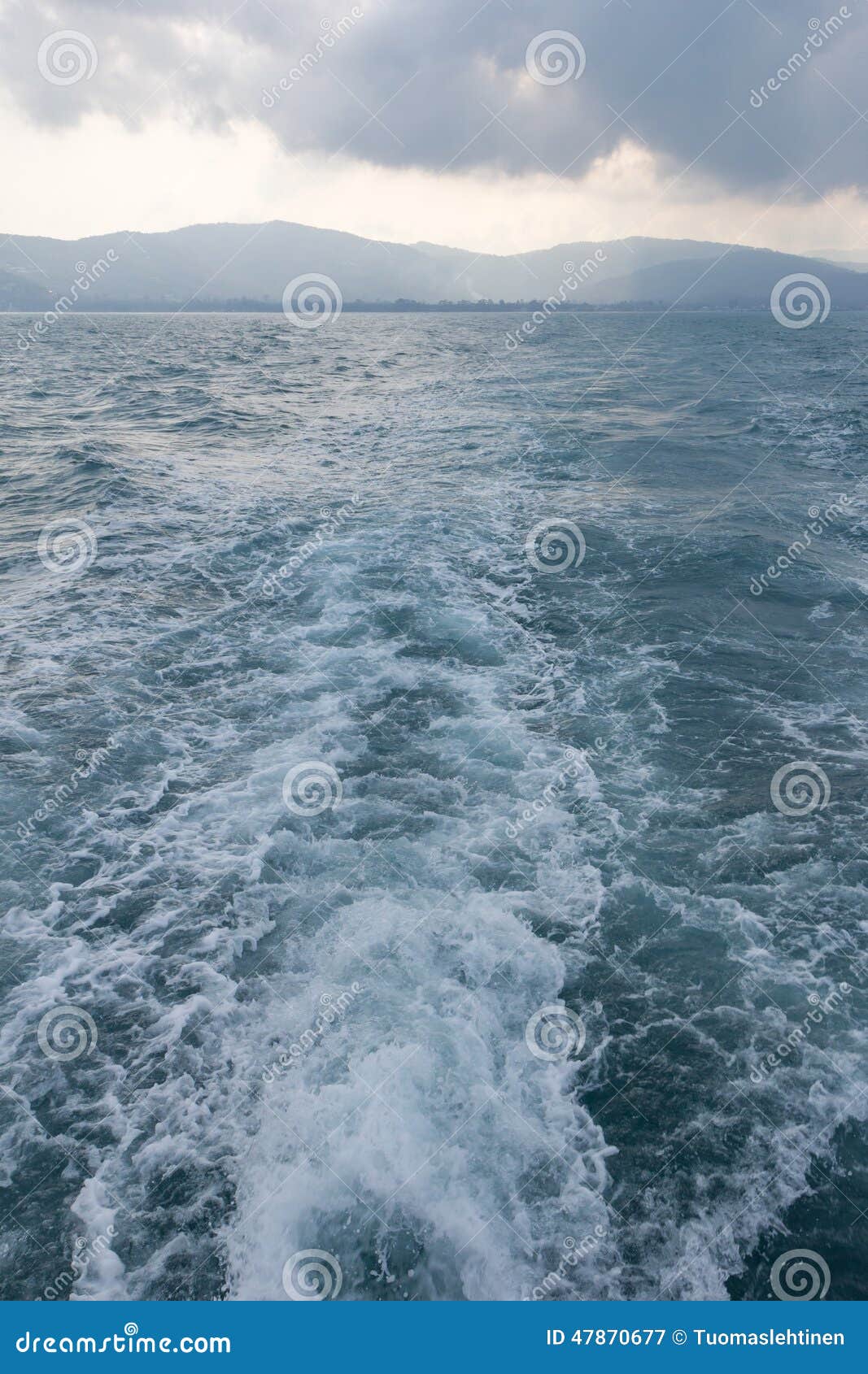 View of Waves Behind a Boat and Dramatic Sky Stock Image - Image of ...