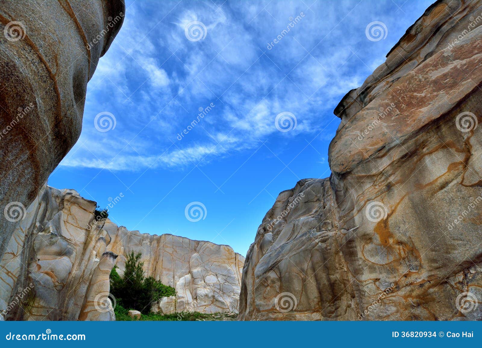 View of Weathering Granite Canyon Stock Photo - Image of cliff, page ...