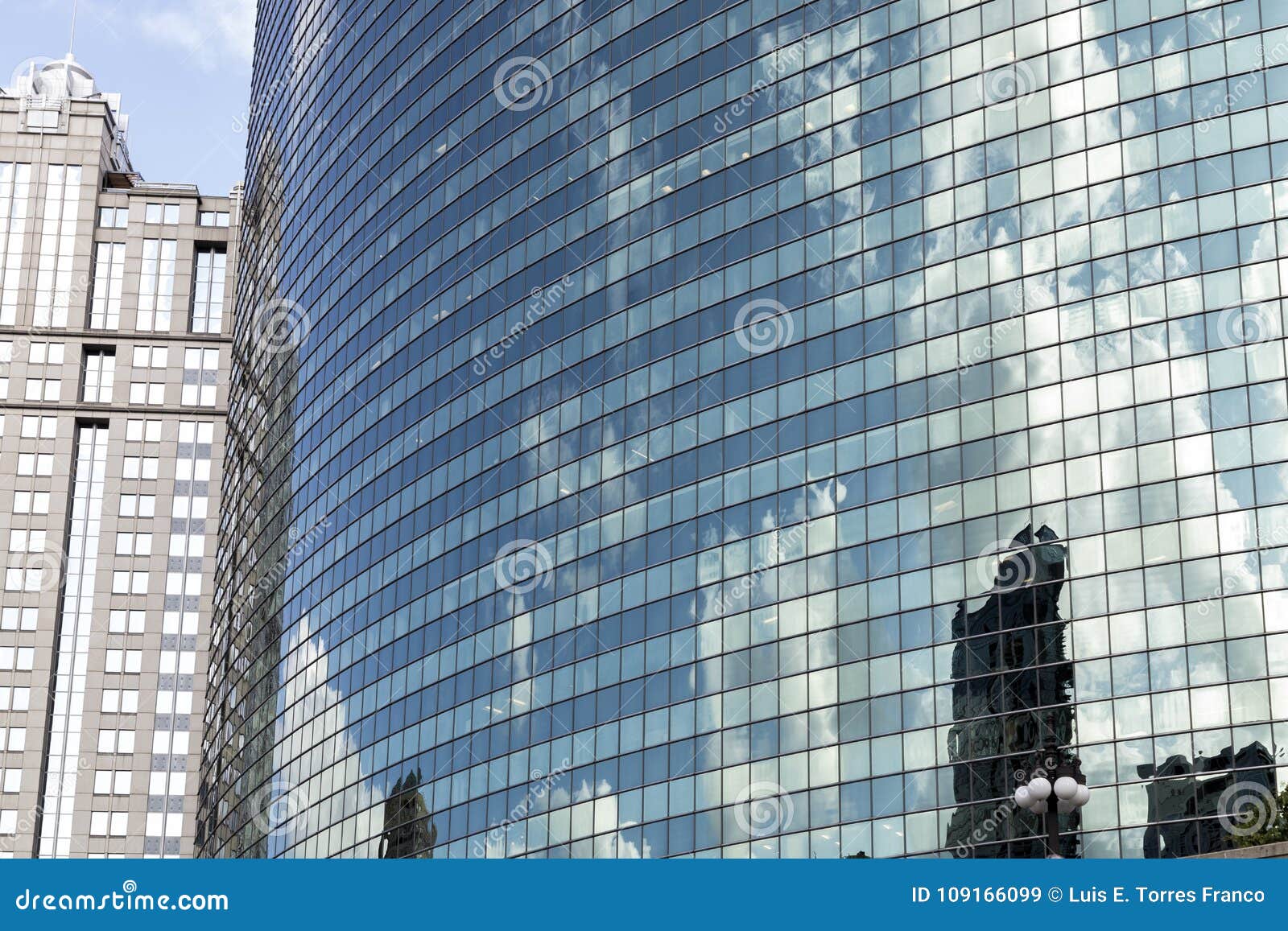 Windows of Chicago stock image. Image of material, iron - 109166099