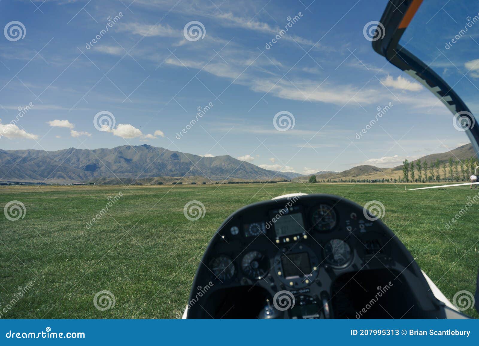 View from Withing Glider Cockpit Stock Image - Image of omarama, glider ...